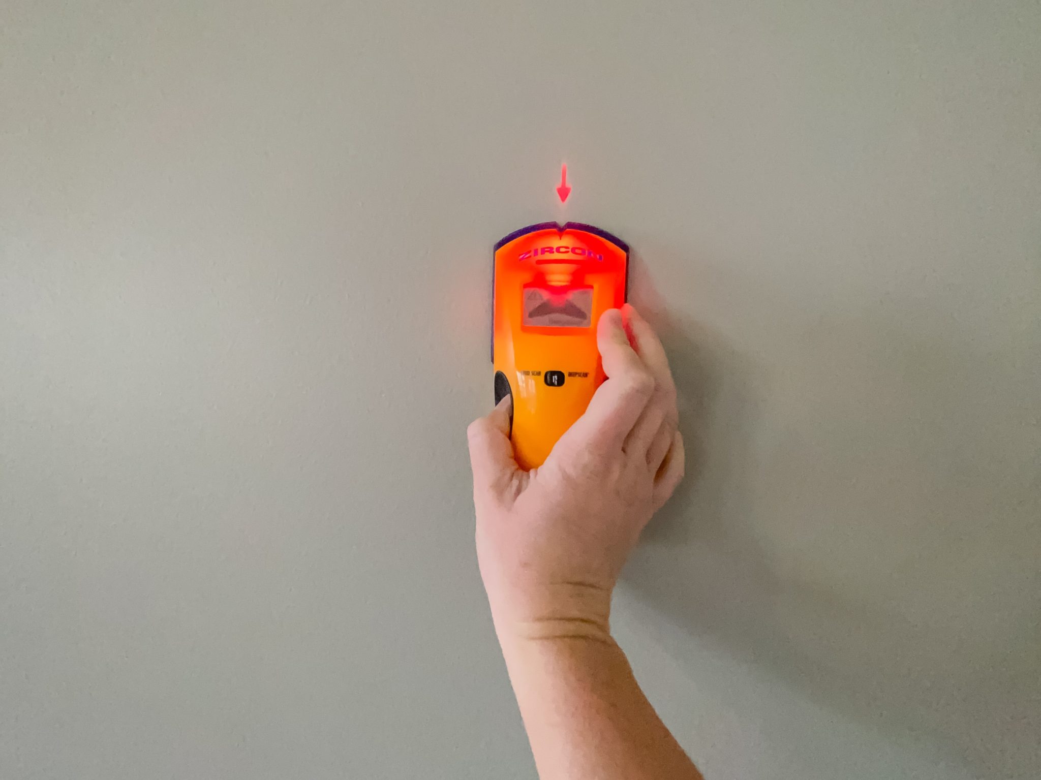 How to Build an Easy DIY Art Ledge - What BB Built