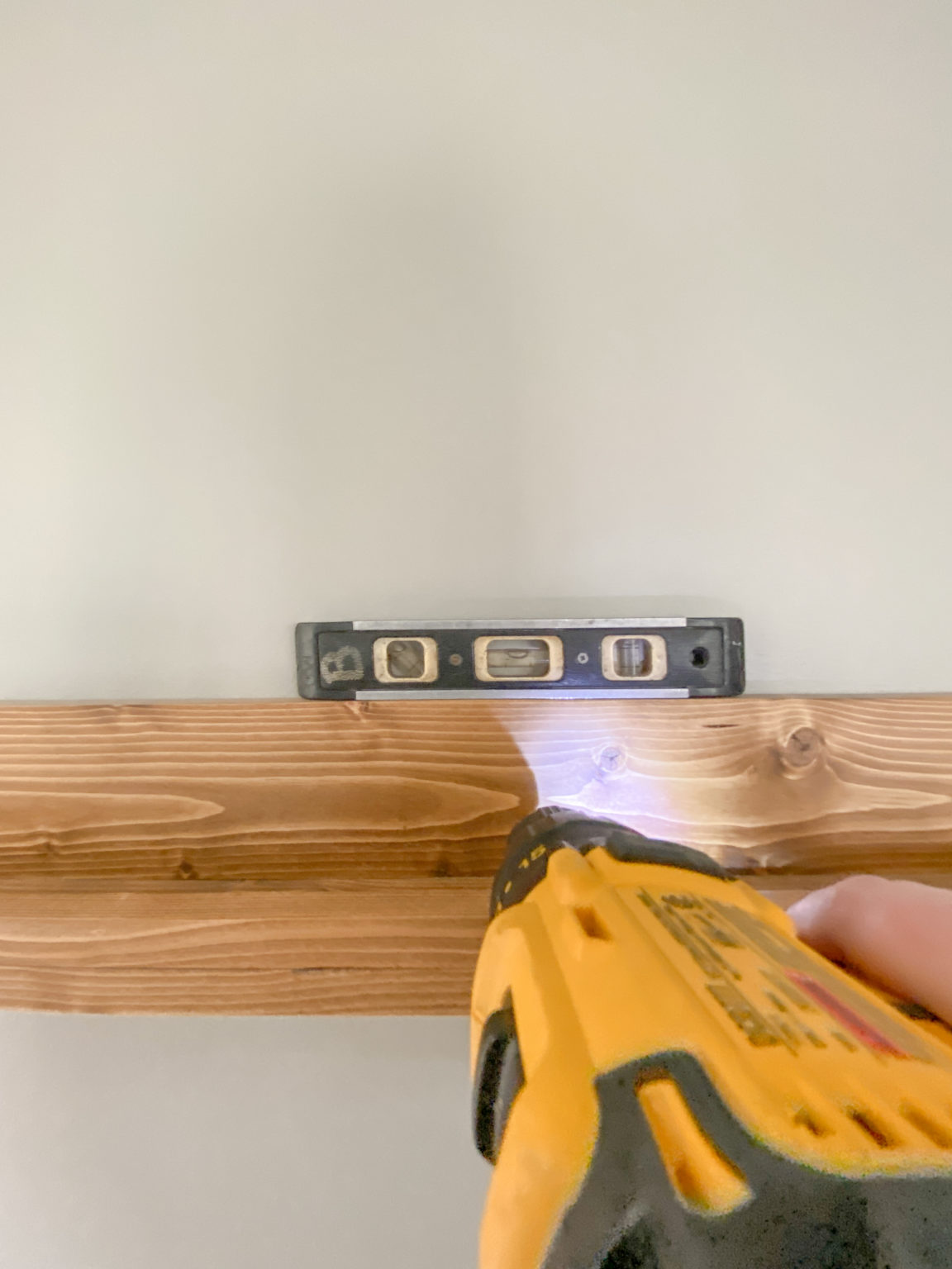 How to Build an Easy DIY Art Ledge - What BB Built